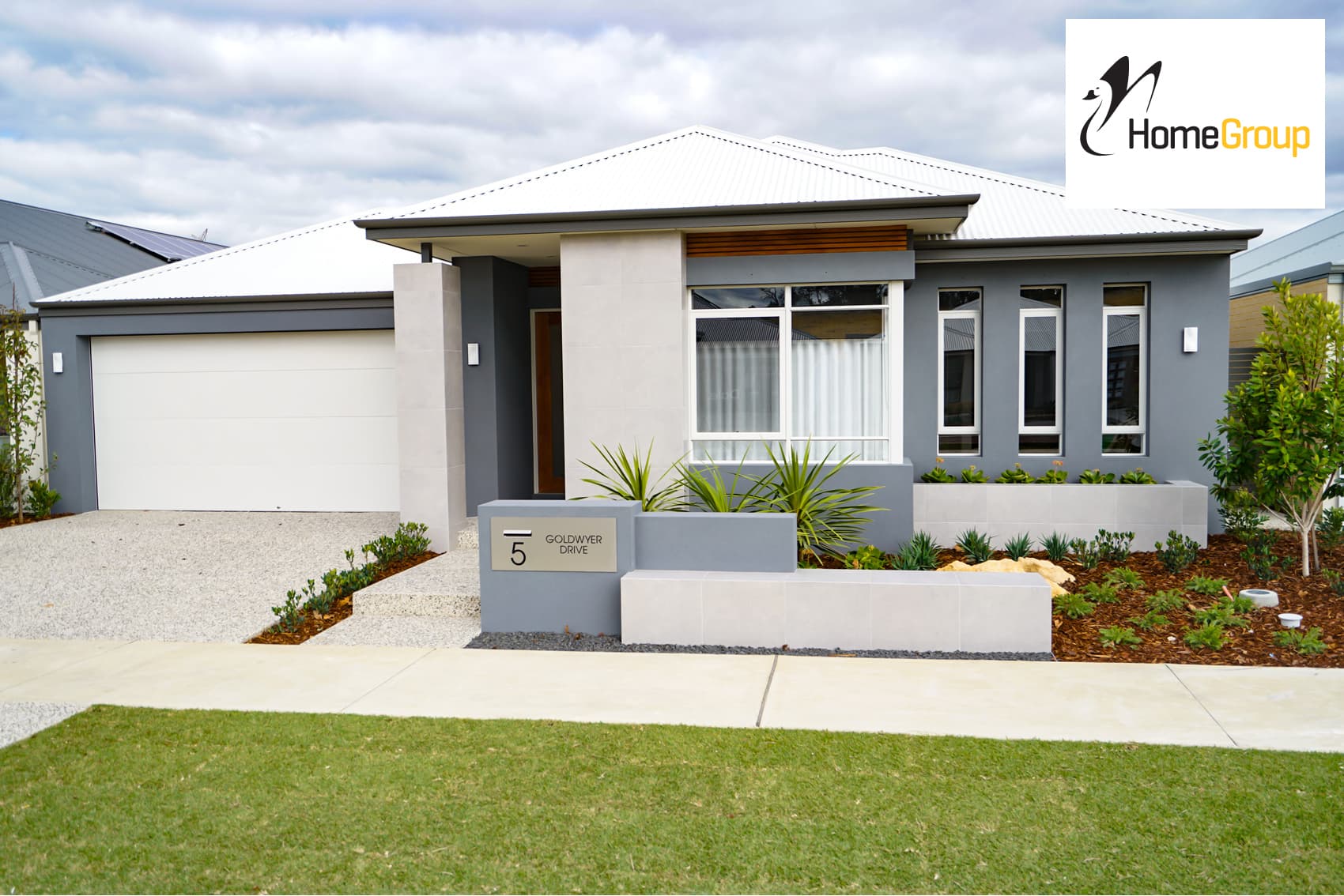 Display Village - Apsley Estate By QUBE